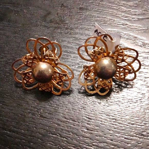 Jewelry | Vintage Screw Earrings Open Metal Flores Witt Half Brass ...